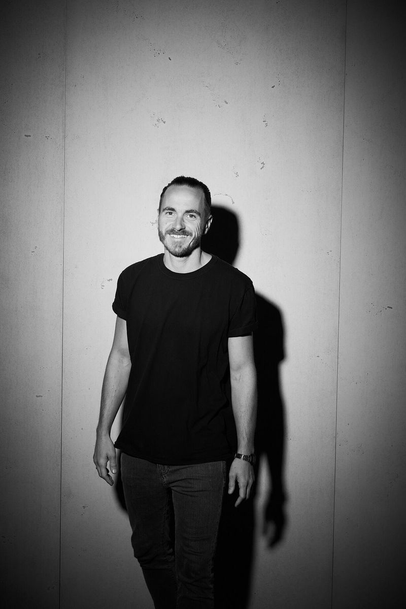 Draw My Name - A Handlettering Project 🀄️ 🏻 🧔🏻